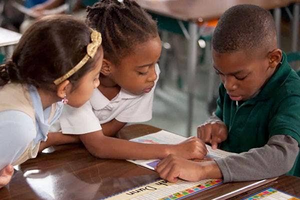 Raz-Plus Paired Books Lessons – Learning A-Z